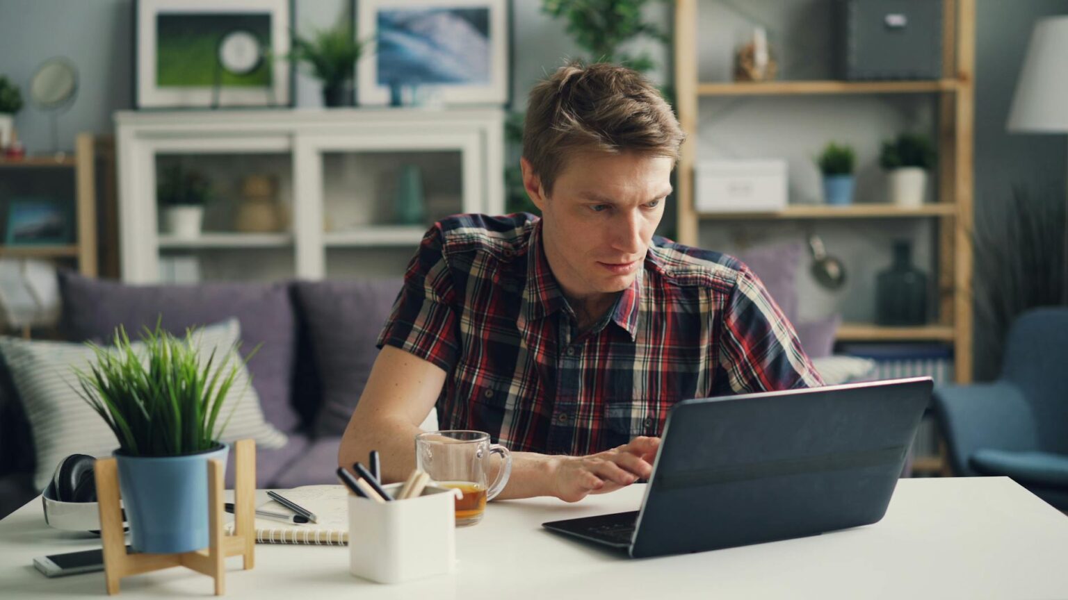 What Is a Flex Schedule? Definition and How It Works